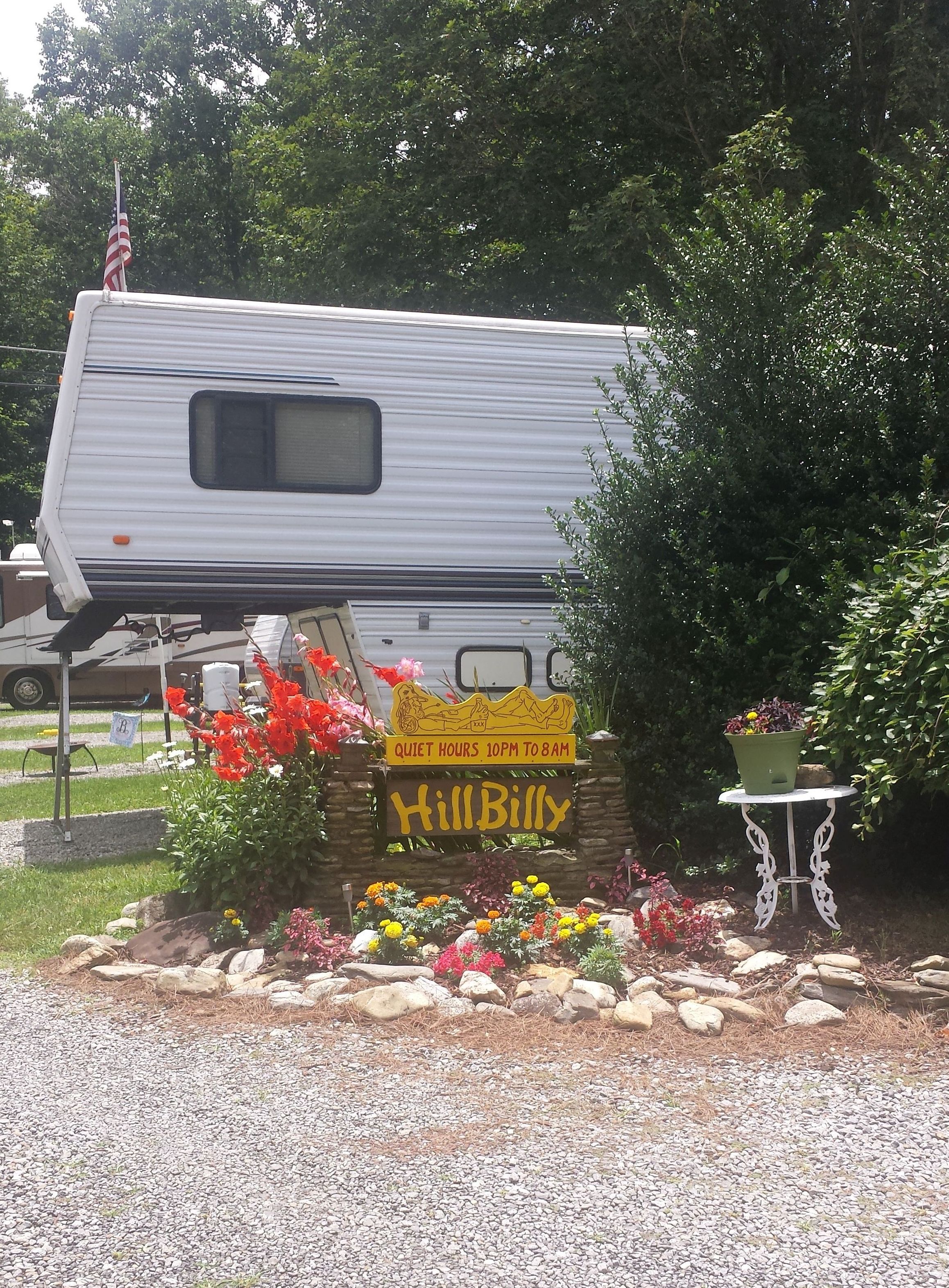 Welcome to www.HillBillyCampground.com!